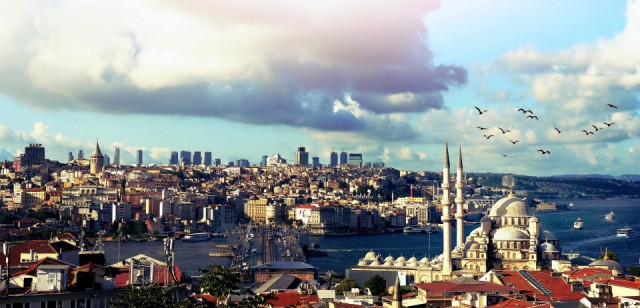 Average Weather Year Round in Istanbul